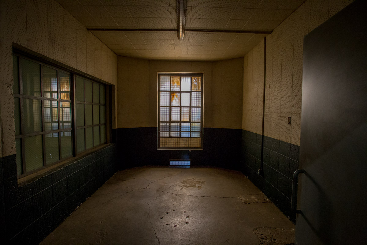 Psych Ward Standing Set LA - Prison Visitation, Police Interrogation Set LA